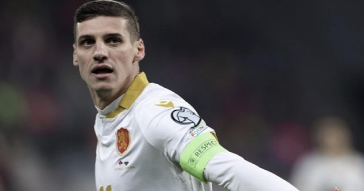 Το τελευταίο αντίο της Βουλγαρίας στον Πένεφ – Στεφάνι τιμής από τον ...